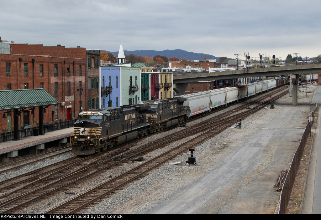 NS 4339 Leads 118 out of Roanoke